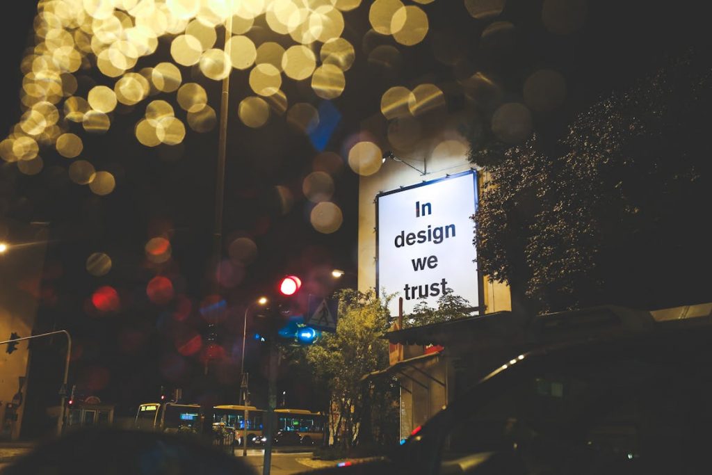 Las 4 mejores tipografías para los carteles publicitarios